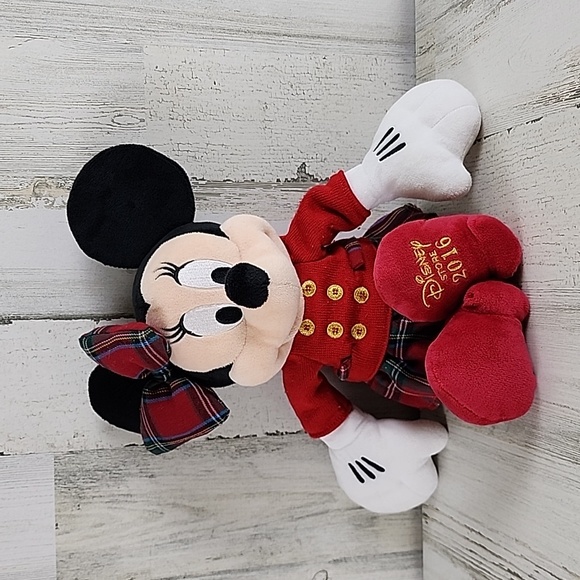 Disney | Toys | Disney Minnie Mouse Disney Store Holiday 26 Plaid Skirt ...